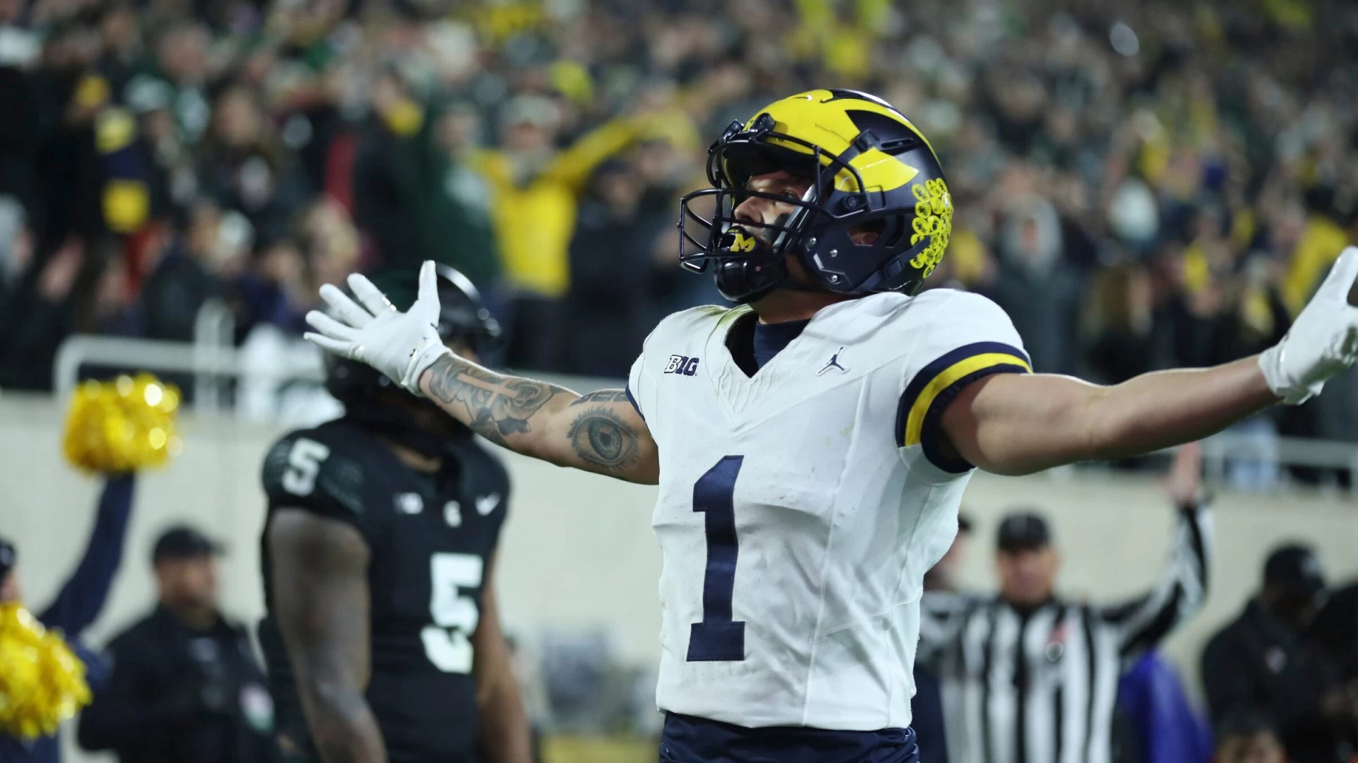 Michigan Sign-Stealing Scandal has Spotlight on Wolverines