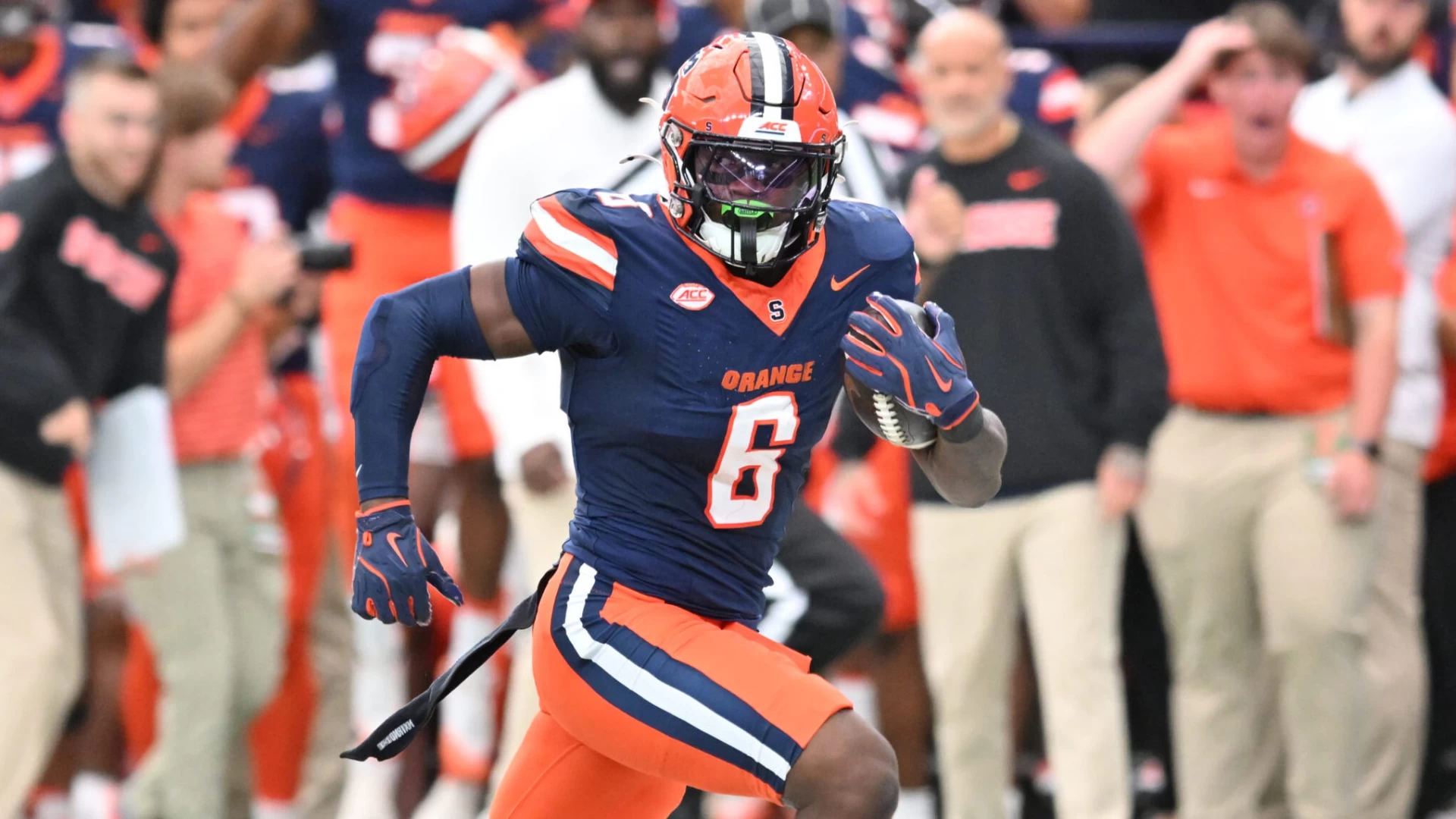 Top 12 Players Who Entered the College Football Transfer Portal on Tuesday