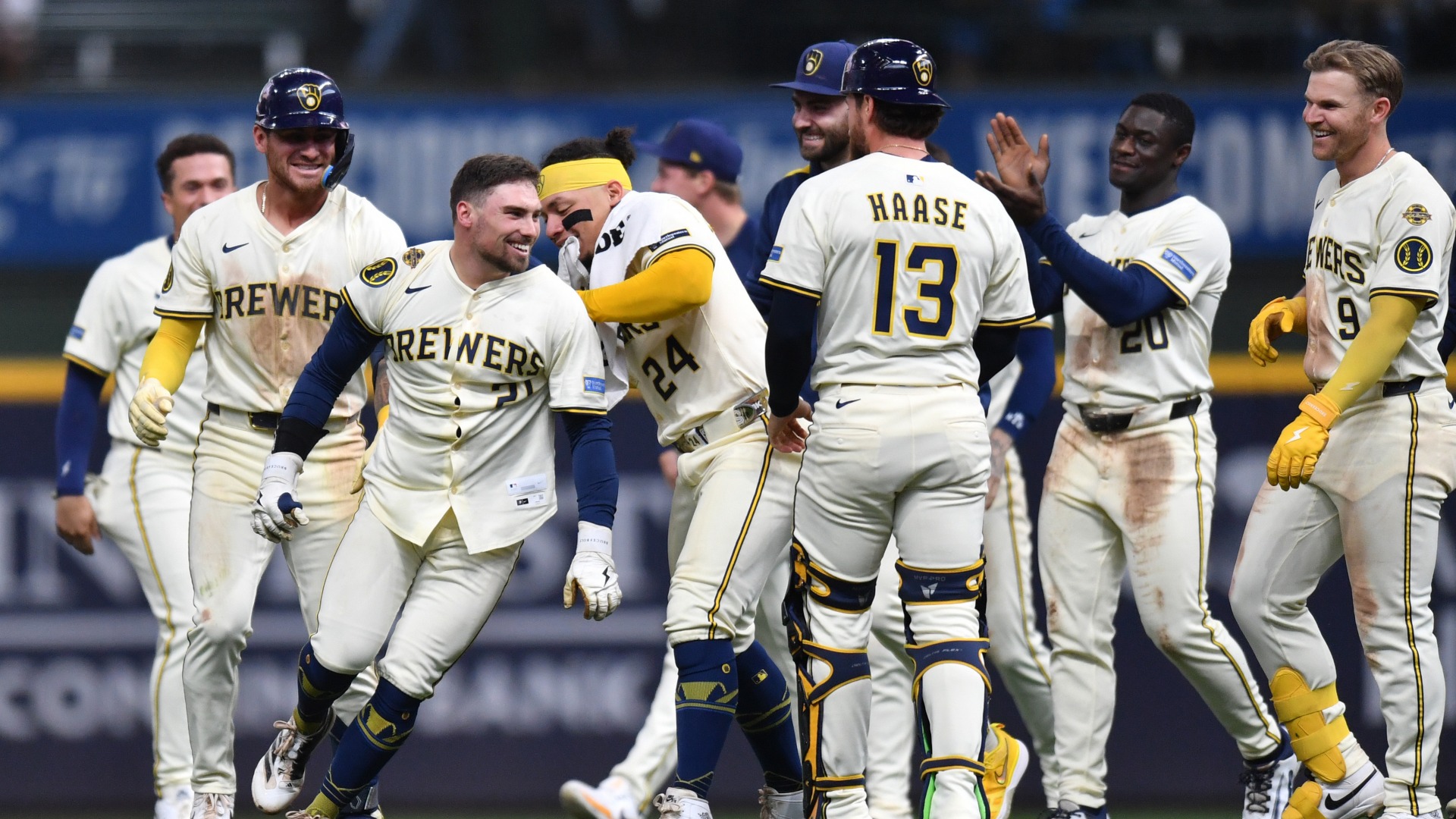 Brewers Score Back-to-Back Walk-Off Wins Against Red Sox
